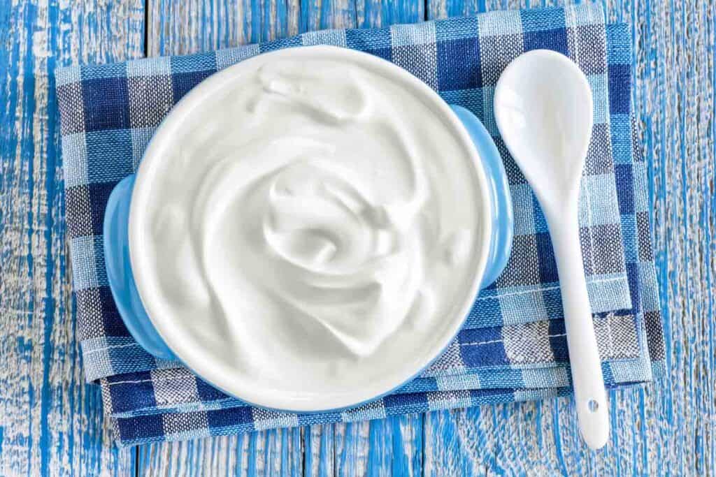 18 Cottage Cheese Substitutes | Greedy Gourmet