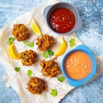 Pakora Sauce - A Homemade Indian Sauce For Naans, Rotis And Poppadoms